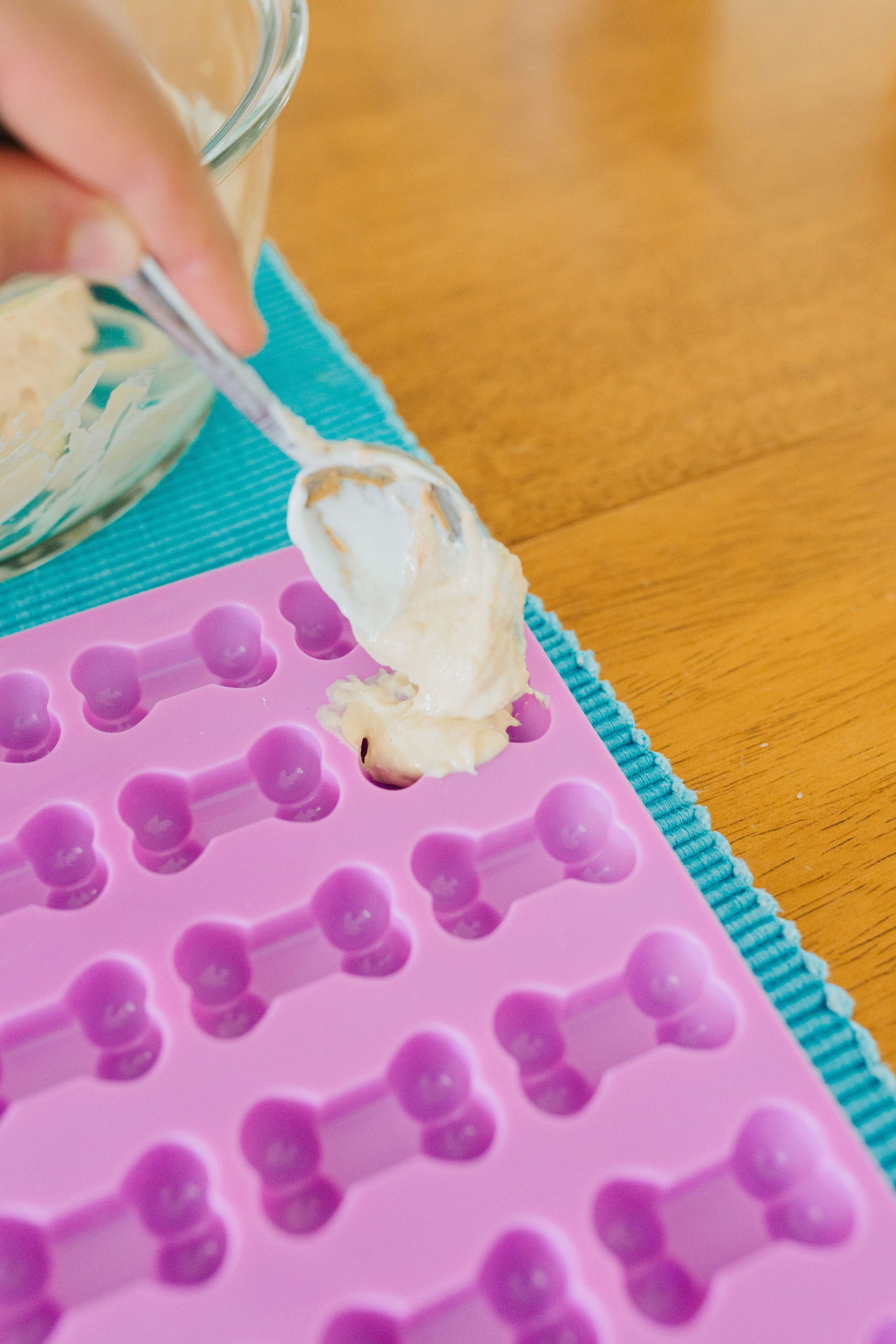 Peanut Butter, Yogurt & Banana Homemade Dog Popsicle Recipe – Sparkles ...