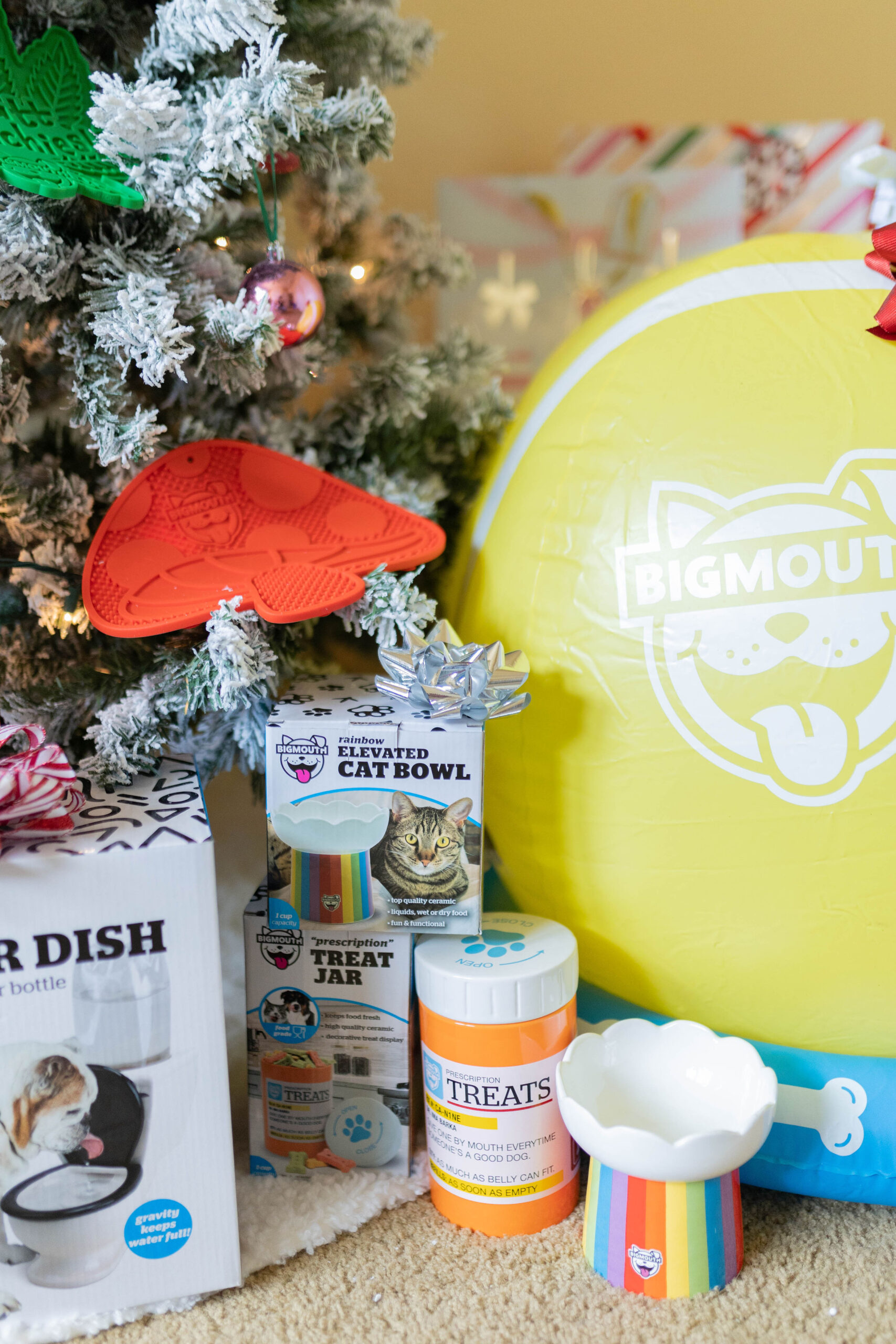 15+ Christmas Gifts For Dogs and Dog Owners – Sparkles and Sunshine Blog