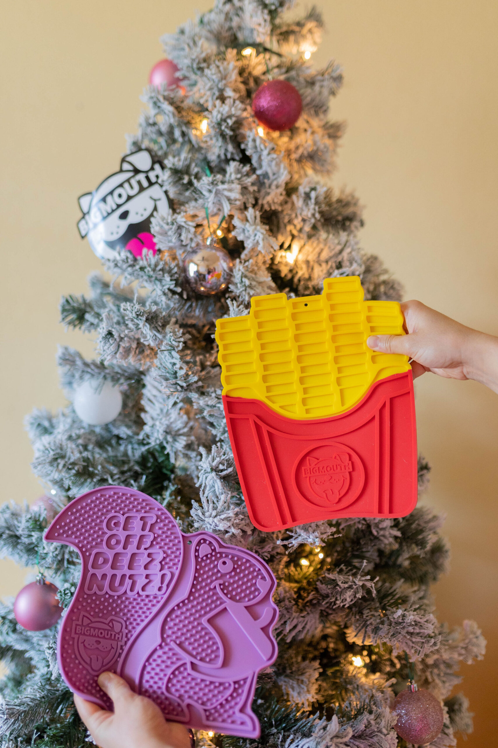 15+ Christmas Gifts For Dogs and Dog Owners – Sparkles and Sunshine Blog